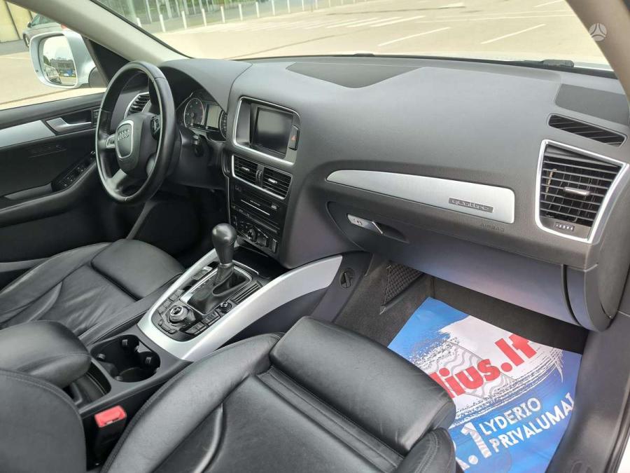 Pelēks Audi Q5 2010 Šauļi, ar dzinēja tilpumu 1.97 L un nobraukumu 273 tūkst. km par 9800 €, foto 20 vietnē AUTOMOTO.COM.LV