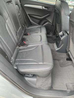 Pelēks Audi Q5 2010 Šauļi, ar dzinēja tilpumu 1.97 L un nobraukumu 273 tūkst. km par 9800 €, foto 24 vietnē AUTOMOTO.COM.LV