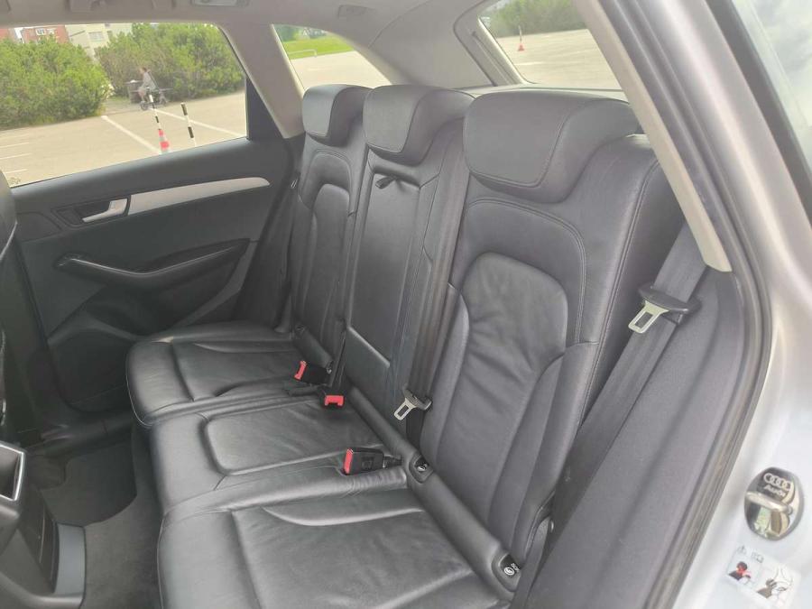 Pelēks Audi Q5 2010 Šauļi, ar dzinēja tilpumu 1.97 L un nobraukumu 273 tūkst. km par 9800 €, foto 28 vietnē AUTOMOTO.COM.LV