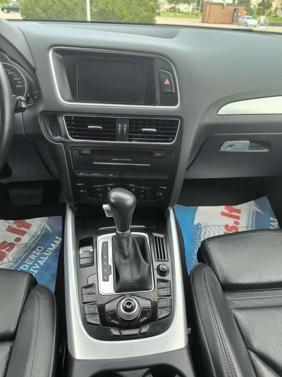 Pelēks Audi Q5 2010 Šauļi, ar dzinēja tilpumu 1.97 L un nobraukumu 273 tūkst. km par 9800 €, foto 30 vietnē AUTOMOTO.COM.LV