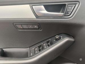 Pelēks Audi Q5 2010 Šauļi, ar dzinēja tilpumu 1.97 L un nobraukumu 273 tūkst. km par 9800 €, foto 32 vietnē AUTOMOTO.COM.LV