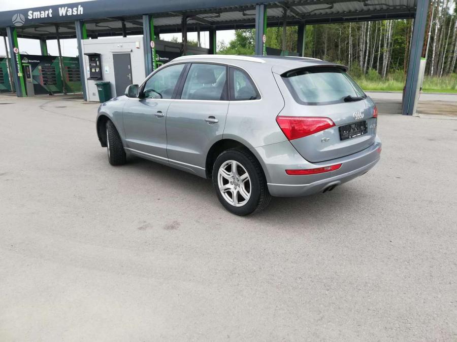 Pelēks Audi Q5 2010 Utena, ar dzinēja tilpumu 1.97 L un nobraukumu 273 tūkst. km par 8450 €, foto 4 vietnē AUTOMOTO.COM.LV