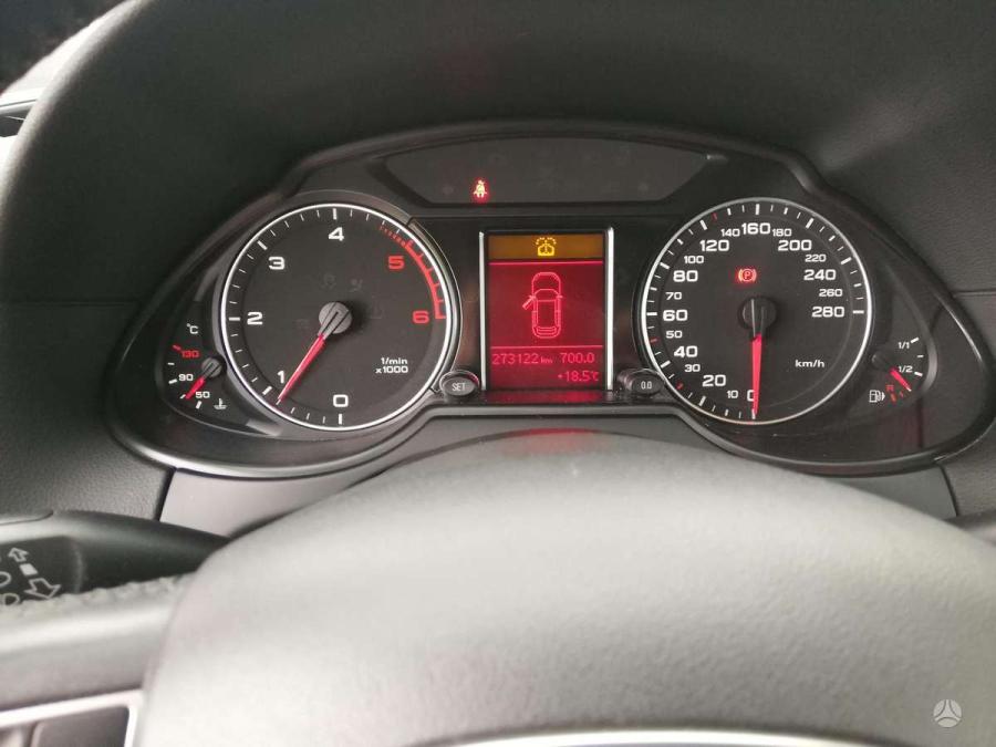 Pelēks Audi Q5 2010 Utena, ar dzinēja tilpumu 1.97 L un nobraukumu 273 tūkst. km par 8450 €, foto 13 vietnē AUTOMOTO.COM.LV