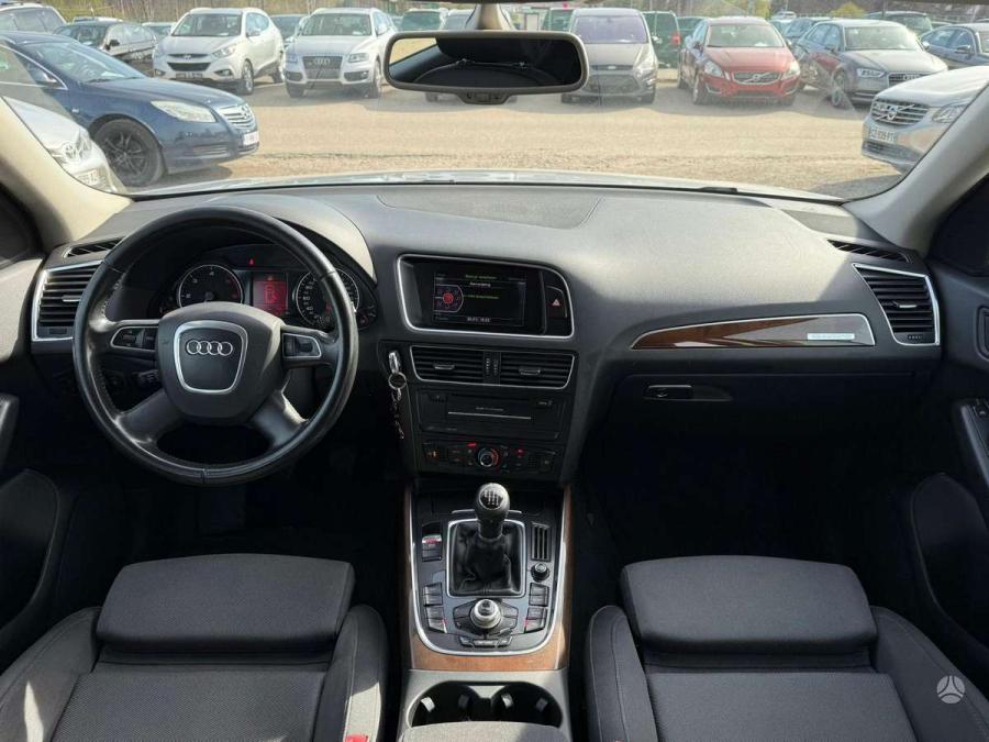 Pelēks Audi Q5 2010 Utena, ar dzinēja tilpumu 1.97 L un nobraukumu 260 tūkst. km par 7700 €, foto 14 vietnē AUTOMOTO.COM.LV