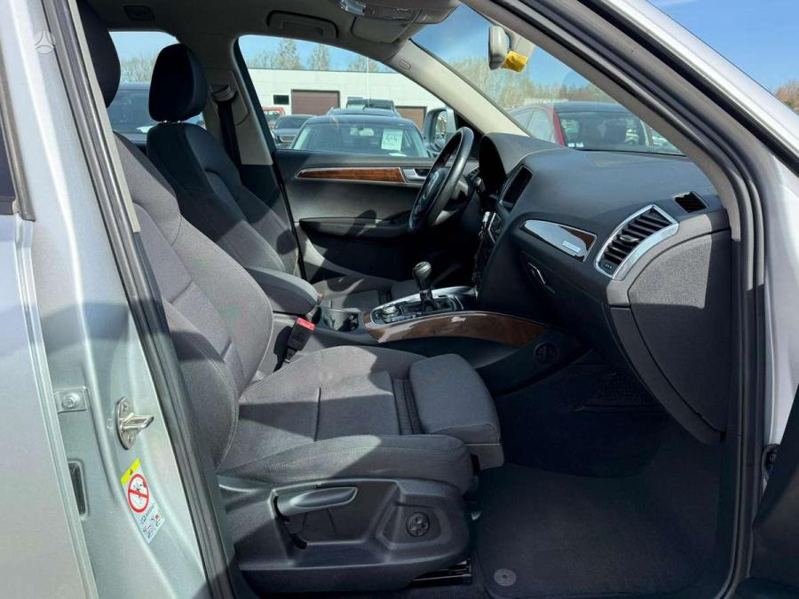 Pelēks Audi Q5 2010 Utena, ar dzinēja tilpumu 1.97 L un nobraukumu 260 tūkst. km par 7700 €, foto 16 vietnē AUTOMOTO.COM.LV