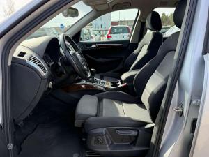 Pelēks Audi Q5 2010 Utena, ar dzinēja tilpumu 1.97 L un nobraukumu 260 tūkst. km par 7700 €, foto 18 vietnē AUTOMOTO.COM.LV