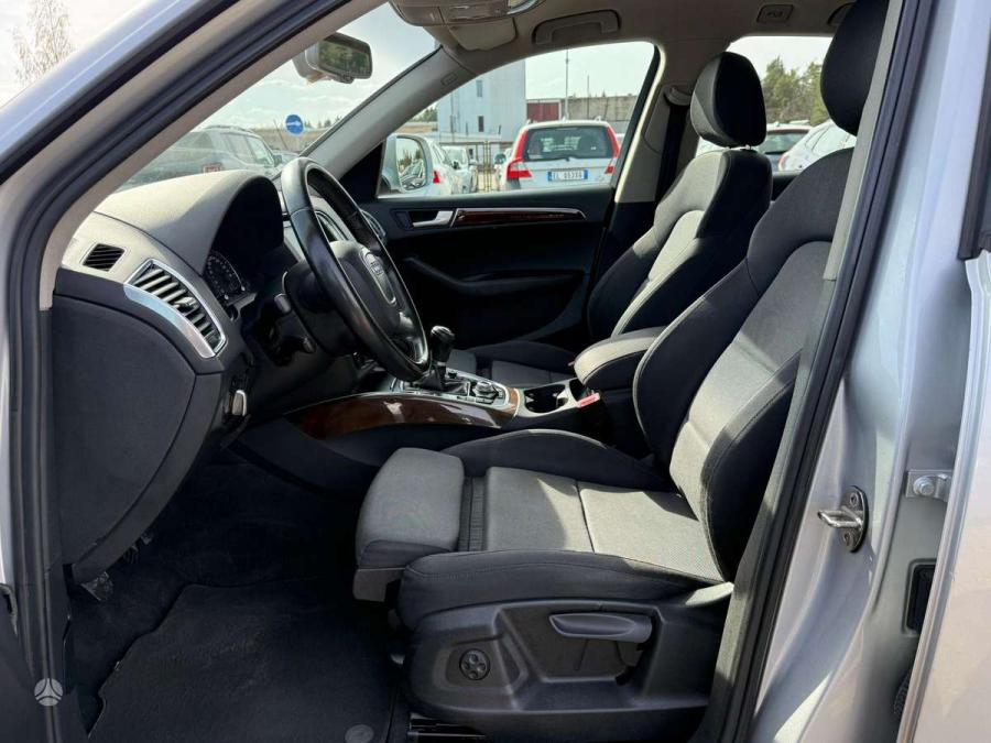 Pelēks Audi Q5 2010 Utena, ar dzinēja tilpumu 1.97 L un nobraukumu 260 tūkst. km par 7700 €, foto 18 vietnē AUTOMOTO.COM.LV
