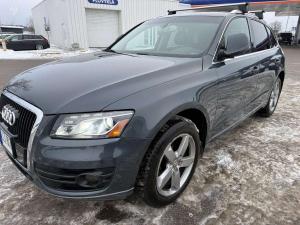 Grey Audi Q5 2010 in Vilnius, with an engine capacity of 3.20 L and mileage of 302 thousand km for 7200 €, photo 7 on AUTOMOTO.COM.LV