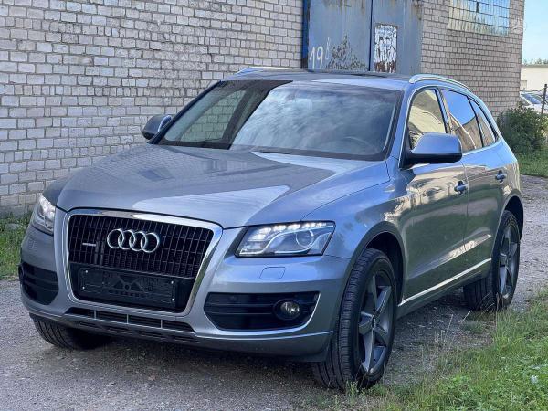 Grey Audi Q5 2010 in Kretinga, with an engine capacity of 2.97 L and mileage of 260 thousand km for 9350 €, photo 1 on AUTOMOTO.COM.LV