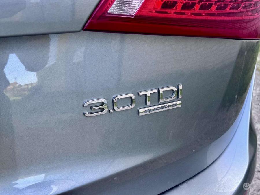 Grey Audi Q5 2010 in Kretinga, with an engine capacity of 2.97 L and mileage of 260 thousand km for 9350 €, photo 11 on AUTOMOTO.COM.LV