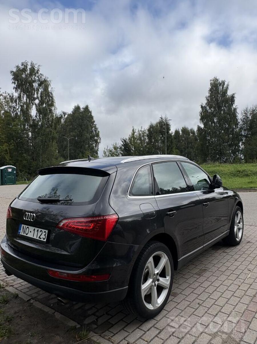 Pelēks Audi Q5 2010 Rīga, ar dzinēja tilpumu 3.00 L un nobraukumu 251 tūkst. km par 9000 €, foto 9 vietnē AUTOMOTO.COM.LV