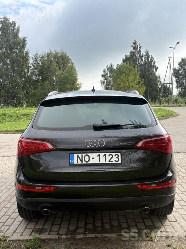 Pelēks Audi Q5 2010 Rīga, ar dzinēja tilpumu 3.00 L un nobraukumu 251 tūkst. km par 9000 €, foto 6 vietnē AUTOMOTO.COM.LV