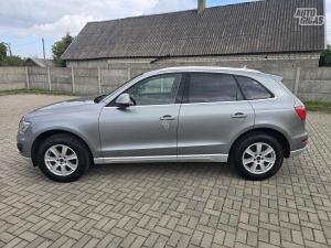 Grey Audi Q5 2010 in Taurage, with an engine capacity of 2.00 L and mileage of 208 thousand km for 8900 €, photo 12 on AUTOMOTO.COM.LV