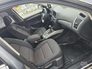 Grey Audi Q5 2010 in Taurage, with an engine capacity of 2.00 L and mileage of 208 thousand km for 8900 €, photo 16 on AUTOMOTO.COM.LV