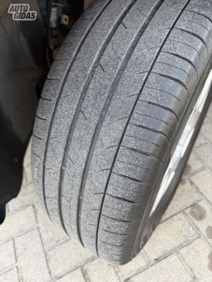 Grey Audi Q5 2010 in Kaisiadorys, with an engine capacity of 2.00 L and mileage of 353 thousand km for 7350 €, photo 18 on AUTOMOTO.COM.LV