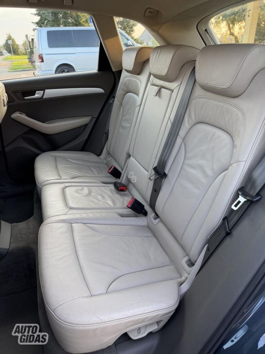 Grey Audi Q5 2010 in Kaisiadorys, with an engine capacity of 2.00 L and mileage of 353 thousand km for 7350 €, photo 24 on AUTOMOTO.COM.LV