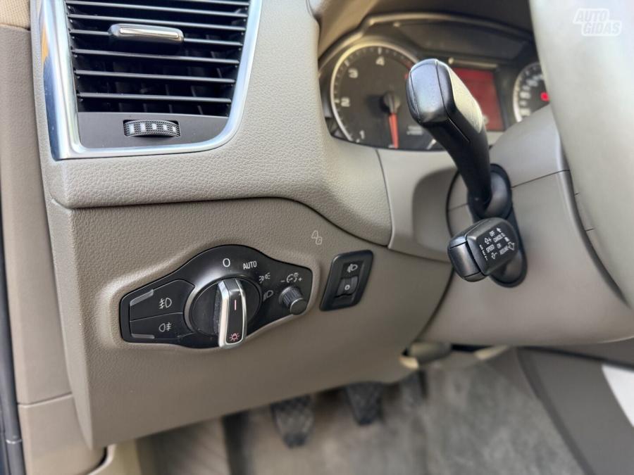 Grey Audi Q5 2010 in Kaisiadorys, with an engine capacity of 2.00 L and mileage of 353 thousand km for 7350 €, photo 29 on AUTOMOTO.COM.LV