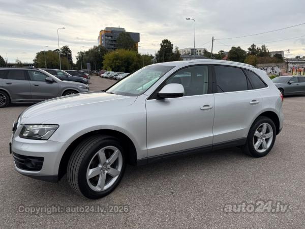 Grey Audi Q5 2010 in Tallinn, with an engine capacity of 3.00 L and mileage of 263 thousand km for 10500 €, photo 1 on AUTOMOTO.COM.LV
