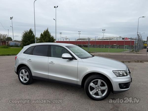 Grey Audi Q5 2010 in Tallinn, with an engine capacity of 3.00 L and mileage of 263 thousand km for 10500 €, photo 4 on AUTOMOTO.COM.LV