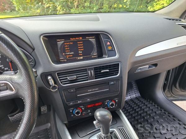 Grey Audi Q5 2010 in Dobele, with an engine capacity of 2.00 L and mileage of 194 thousand km for 10290 €, photo 11 on AUTOMOTO.COM.LV
