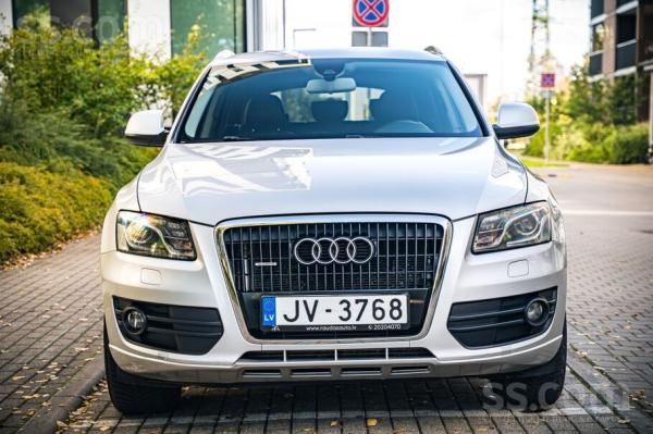 Ауди Ку 5 2010 в Рига на AUTOMOTO.COM.LV Серый Ауди Ку 5 2010 в Рига, объемом двигателя 3.00 л и пробегом 504 тыс. км за 4990 €, фото 3 на AUTOMOTO.COM.LV