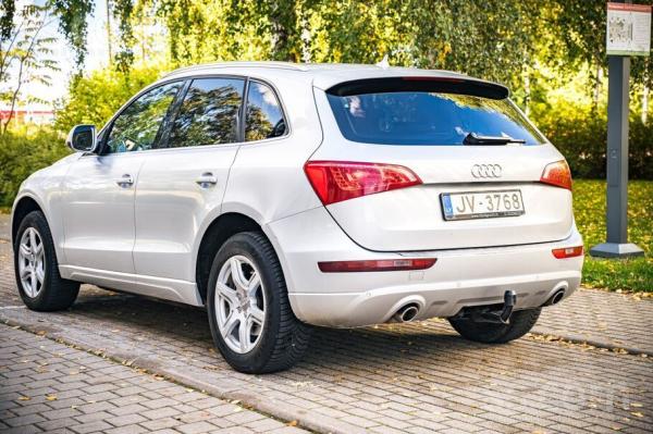 Ауди Ку 5 2010 в Рига на AUTOMOTO.COM.LV Серый Ауди Ку 5 2010 в Рига, объемом двигателя 3.00 л и пробегом 504 тыс. км за 4990 €, фото 7 на AUTOMOTO.COM.LV