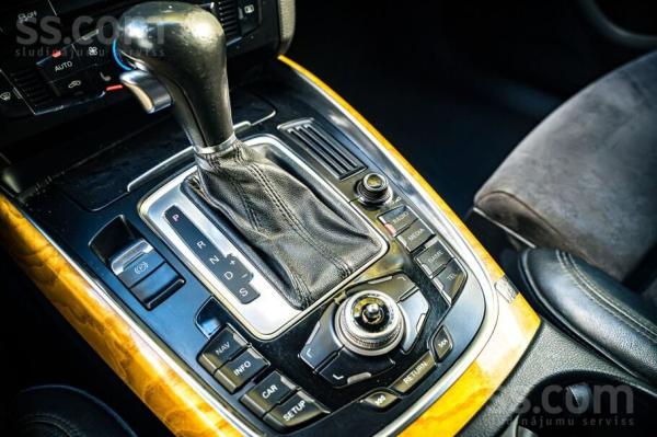 Ауди Ку 5 2010 в Рига на AUTOMOTO.COM.LV Серый Ауди Ку 5 2010 в Рига, объемом двигателя 3.00 л и пробегом 504 тыс. км за 4990 €, фото 9 на AUTOMOTO.COM.LV