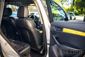 Grey Audi Q5 2010 in Riga, with an engine capacity of 3.00 L and mileage of 504 thousand km for 4990 €, photo 13 on AUTOMOTO.COM.LV