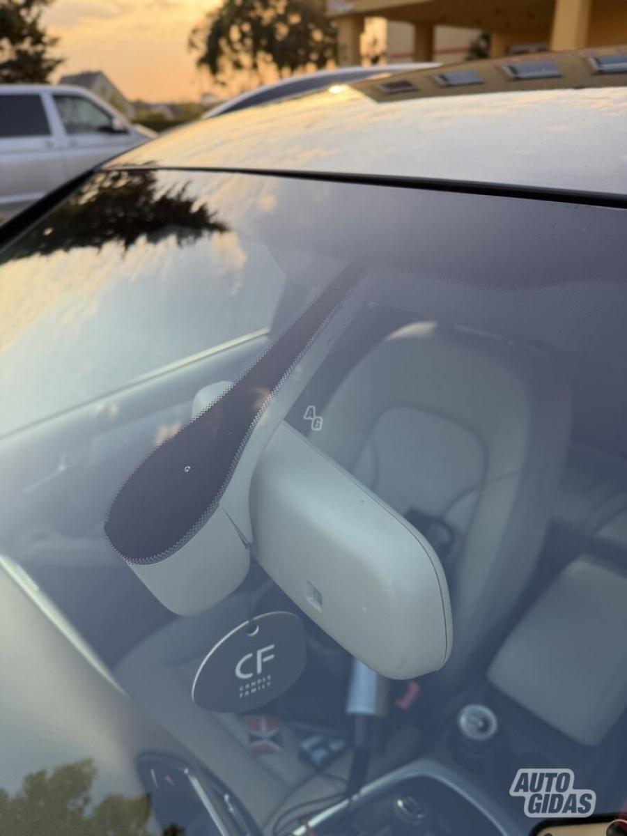 Grey Audi Q5 2010 in Kaisiadorys, with an engine capacity of 2.00 L and mileage of 353 thousand km for 7200 €, photo 20 on AUTOMOTO.COM.LV