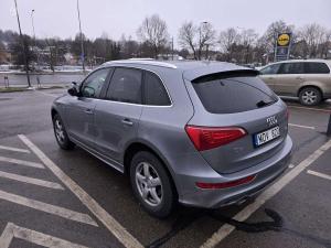Pelēks Audi Q5 2011 Viļņa, ar dzinēja tilpumu 3.20 L un nobraukumu 141 tūkst. km par 9999 €, foto 4 vietnē AUTOMOTO.COM.LV
