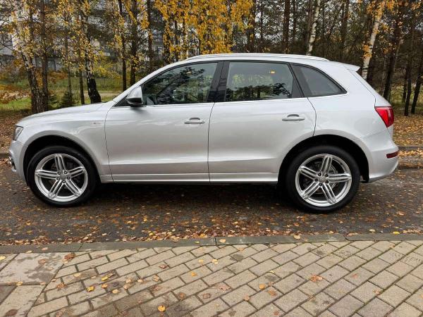 Grey Audi Q5 2011 in Vilnius, with an engine capacity of 1.97 L and mileage of 193 thousand km for 9790 €, photo 4 on AUTOMOTO.COM.LV