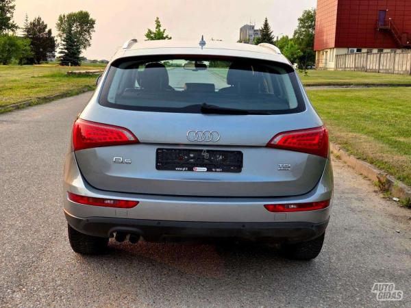 Grey Audi Q5 2011 in Vilnius, with an engine capacity of 2.00 L and mileage of 292 thousand km for 9500 €, photo 6 on AUTOMOTO.COM.LV