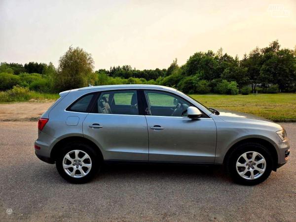 Grey Audi Q5 2011 in Vilnius, with an engine capacity of 2.00 L and mileage of 292 thousand km for 9500 €, photo 8 on AUTOMOTO.COM.LV