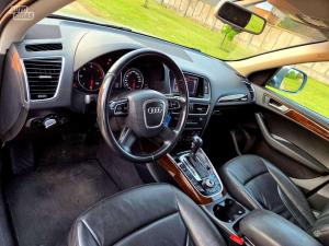 Grey Audi Q5 2011 in Vilnius, with an engine capacity of 2.00 L and mileage of 292 thousand km for 9500 €, photo 20 on AUTOMOTO.COM.LV