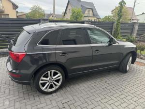 Pelēks Audi Q5 2011 Kauņa, ar dzinēja tilpumu 3.00 L un nobraukumu 430 tūkst. km par 9500 €, foto 2 vietnē AUTOMOTO.COM.LV