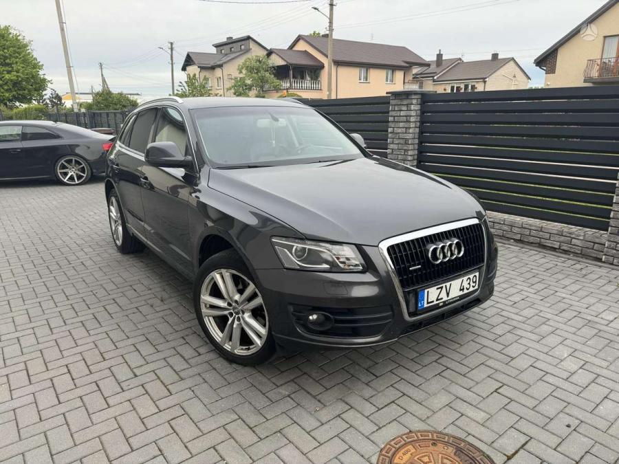 Pelēks Audi Q5 2011 Kauņa, ar dzinēja tilpumu 3.00 L un nobraukumu 430 tūkst. km par 9500 €, foto 3 vietnē AUTOMOTO.COM.LV