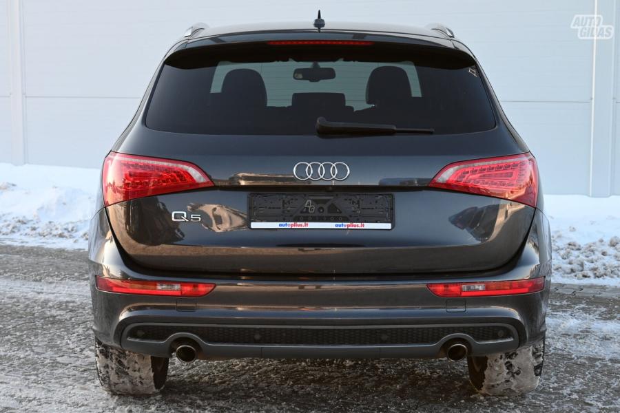 Grey Audi Q5 2011 in Kretinga, with an engine capacity of 3.00 L and mileage of 275 thousand km for 10499 €, photo 9 on AUTOMOTO.COM.LV