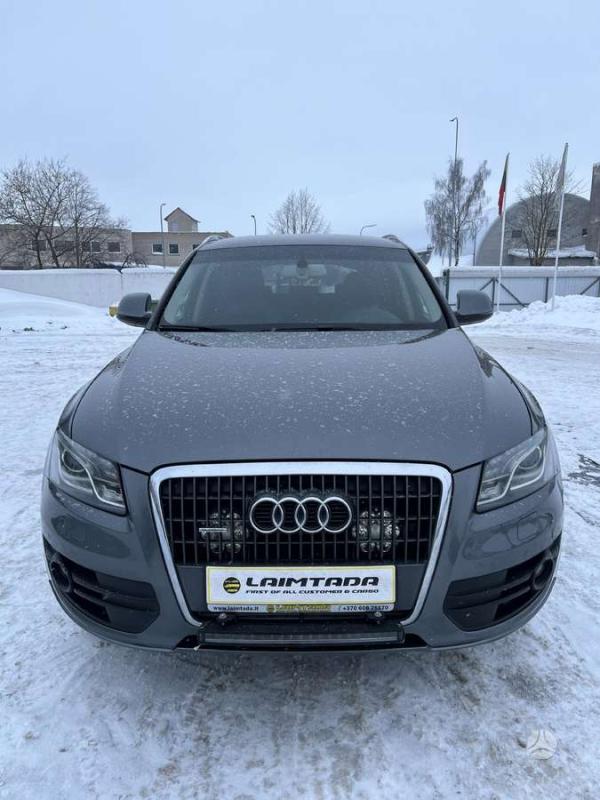Grey Audi Q5 2011 in Telschi, with an engine capacity of 1.97 L and mileage of 280 thousand km for 7900 €, photo 2 on AUTOMOTO.COM.LV