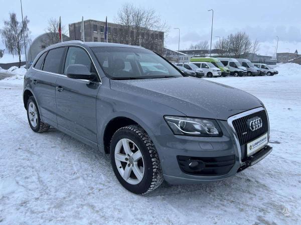 Grey Audi Q5 2011 in Telschi, with an engine capacity of 1.97 L and mileage of 280 thousand km for 7900 €, photo 3 on AUTOMOTO.COM.LV