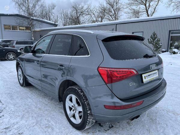 Grey Audi Q5 2011 in Telschi, with an engine capacity of 1.97 L and mileage of 280 thousand km for 7900 €, photo 8 on AUTOMOTO.COM.LV