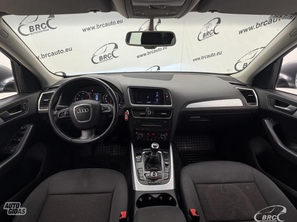 Pelēks Audi Q5 2011 Avižieniai, ar dzinēja tilpumu 2.00 L un nobraukumu 329 tūkst. km par 7950 €, foto 3 vietnē AUTOMOTO.COM.LV