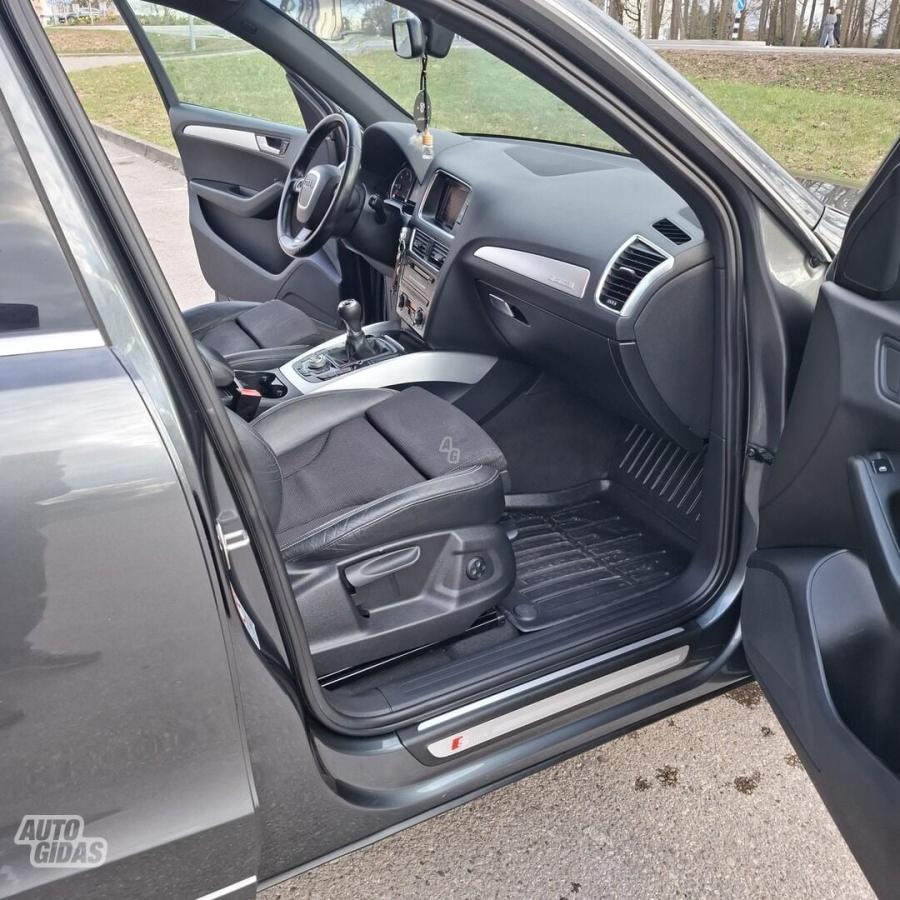 Pelēks Audi Q5 2011 Marijampole, ar dzinēja tilpumu 2.00 L un nobraukumu 309 tūkst. km par 10500 €, foto 10 vietnē AUTOMOTO.COM.LV