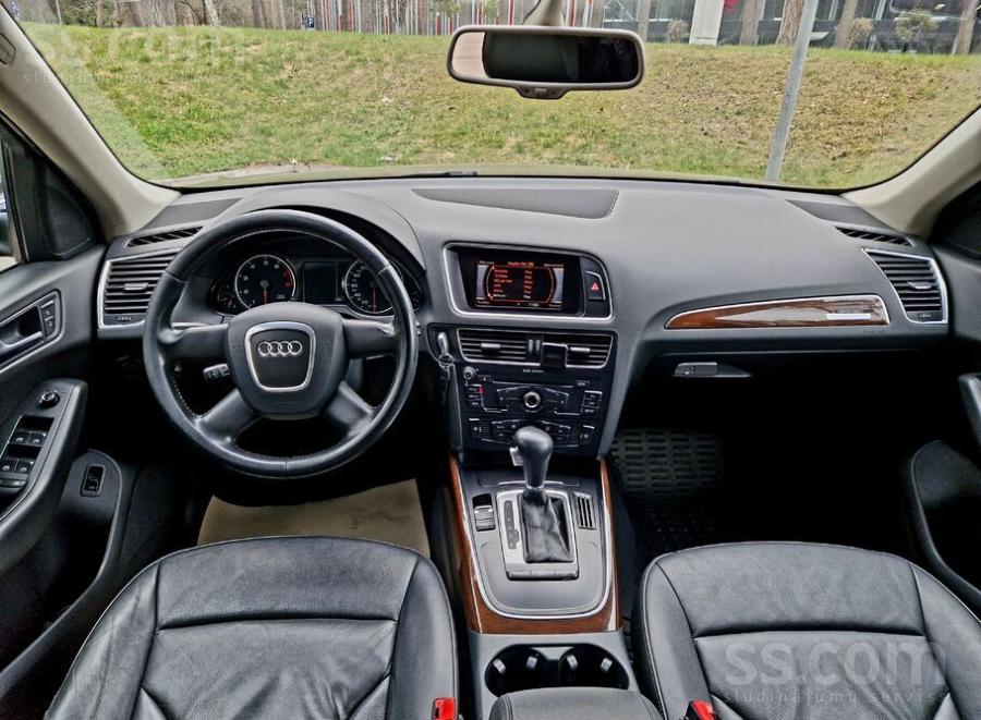 Pelēks Audi Q5 2011 Jūrmala, ar dzinēja tilpumu 2.00 L un nobraukumu 318 tūkst. km par 7150 €, foto 15 vietnē AUTOMOTO.COM.LV