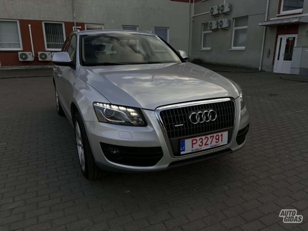 Grey Audi Q5 2011 in Telschi, with an engine capacity of 2.00 L and mileage of 225 thousand km for 9999 €, photo 9 on AUTOMOTO.COM.LV