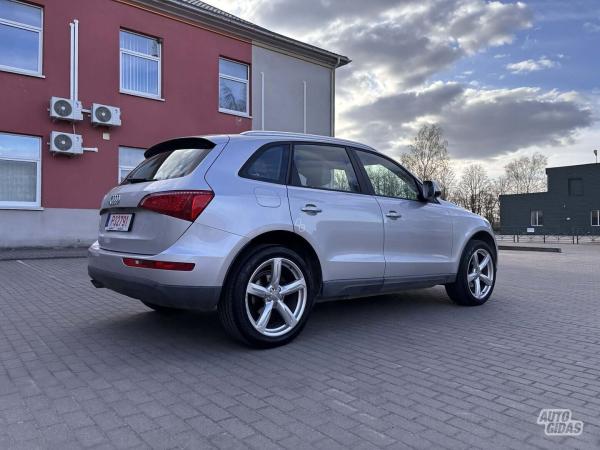 Grey Audi Q5 2011 in Telschi, with an engine capacity of 2.00 L and mileage of 225 thousand km for 8999 €, photo 6 on AUTOMOTO.COM.LV