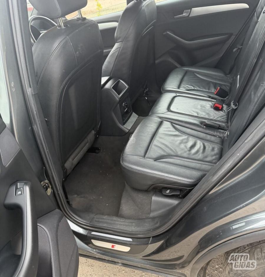 Grey Audi Q5 2011 in Alytus, with an engine capacity of 2.00 L and mileage of 123 thousand km for 3250 €, photo 6 on AUTOMOTO.COM.LV