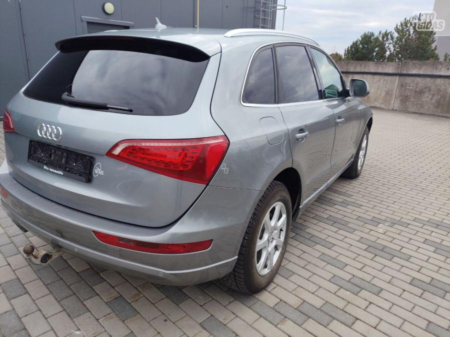 Pelēks Audi Q5 2011 Šauļi, ar dzinēja tilpumu 2.00 L un nobraukumu 224 tūkst. km par 9700 €, foto 6 vietnē AUTOMOTO.COM.LV
