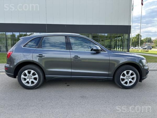 Pelēks Audi Q5 2011 Jēkabpils, ar dzinēja tilpumu 3.00 L un nobraukumu 178 tūkst. km par 12000 €, foto 6 vietnē AUTOMOTO.COM.LV