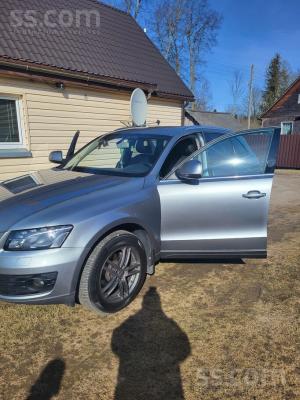 Pelēks Audi Q5 2011 Rēzekne, ar dzinēja tilpumu 2.00 L un nobraukumu 189 tūkst. km par 10300 €, foto  vietnē AUTOMOTO.COM.LV