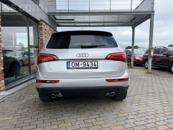 Pelēks Audi Q5 2011 Talsi, ar dzinēja tilpumu 3.00 L un nobraukumu 195 tūkst. km par 11999 €, foto 6 vietnē AUTOMOTO.COM.LV